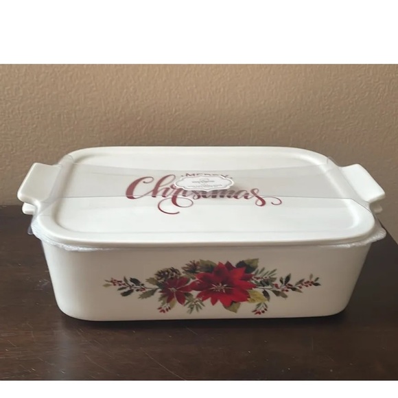 Dining | Grace Pantry Merry Christmas Poinsettia Oven Safe Covered ...